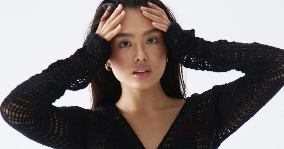 Казахстанская певица Инди Едильбаева выпустила кавер на песню группы ...